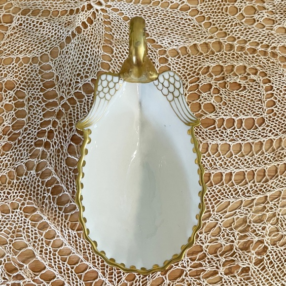 Mottahedeh | Accents | Vtg Mottahedeh Italian Gold Swan Shell Dish ...